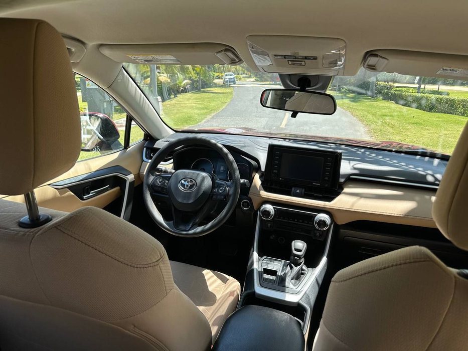 Toyota RAV4 XLE 2021 - Tracción Delantera, Gasolina, Color Rojo en venta en República Dominicana ...